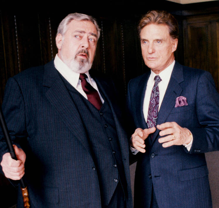 Who Is the Unsolved Mysteries Host? Details on the Show's Stars | In ...