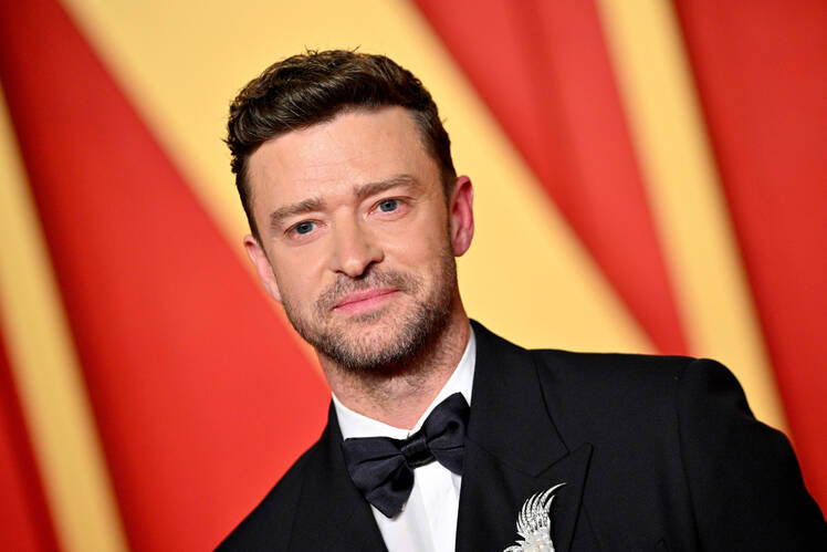 Justin Timberlake’s Mugshot Turned Into Art After Arrest | In Touch Weekly